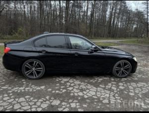 Black BMW 320 2014 in Liepaja, with an engine capacity of 2.00 L and mileage of 227 thousand km for 9000 €, photo 2 on AUTOMOTO.COM.LV
