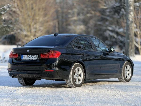 Melns BMW 320 2014 Kauņa, ar dzinēja tilpumu 2.00 L un nobraukumu 300 tūkst. km par 9300 €, foto 5 vietnē AUTOMOTO.COM.LV