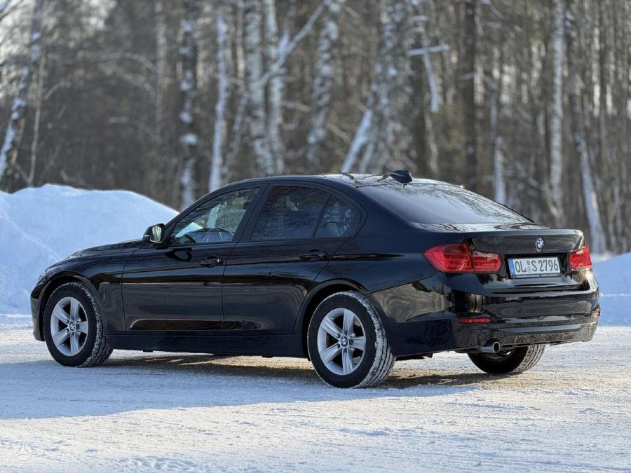 Melns BMW 320 2014 Kauņa, ar dzinēja tilpumu 2.00 L un nobraukumu 300 tūkst. km par 9300 €, foto 7 vietnē AUTOMOTO.COM.LV