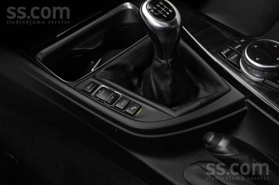 Black BMW 320 2014 in Jelgava, with an engine capacity of 2.00 L and mileage of 280 thousand km for 9900 €, photo 20 on AUTOMOTO.COM.LV