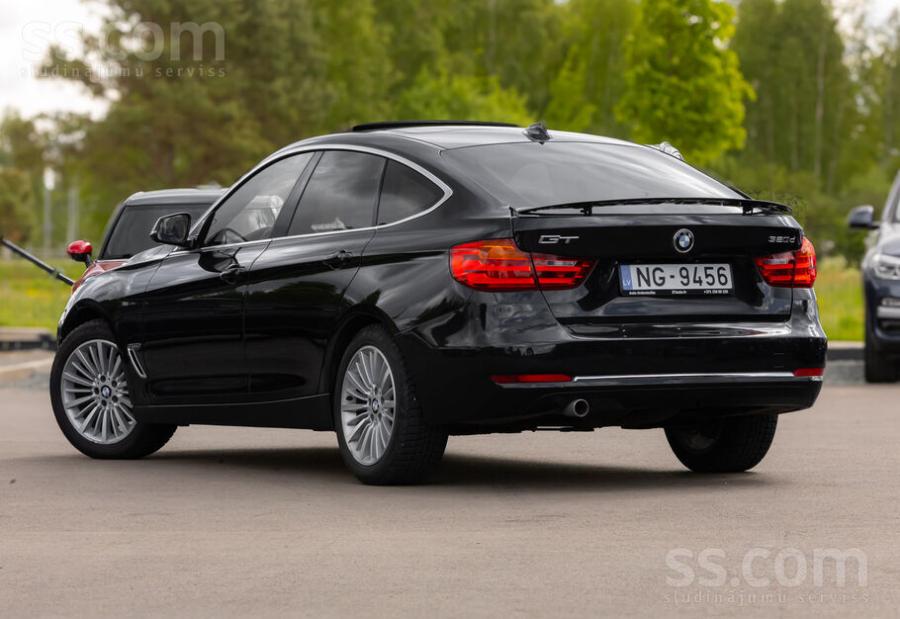 Black BMW 320 2014 in Jelgava, with an engine capacity of 2.00 L and mileage of 280 thousand km for 9900 €, photo 23 on AUTOMOTO.COM.LV