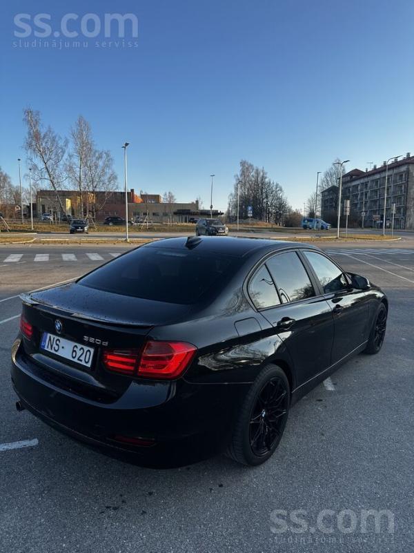Melns BMW 320 2014 Cēsis, ar dzinēja tilpumu 2.00 L un nobraukumu 433 tūkst. km par 7500 €, foto 6 vietnē AUTOMOTO.COM.LV