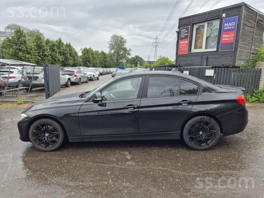 Black BMW 320 2014 in Riga, with an engine capacity of 2.00 L and mileage of 433 thousand km for 5890 €, photo 10 on AUTOMOTO.COM.LV
