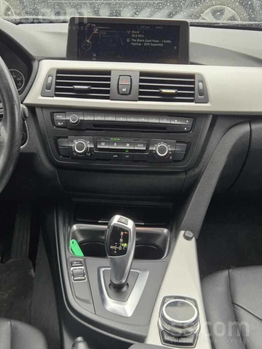 Black BMW 320 2014 in Riga, with an engine capacity of 2.00 L and mileage of 433 thousand km for 5890 €, photo 13 on AUTOMOTO.COM.LV