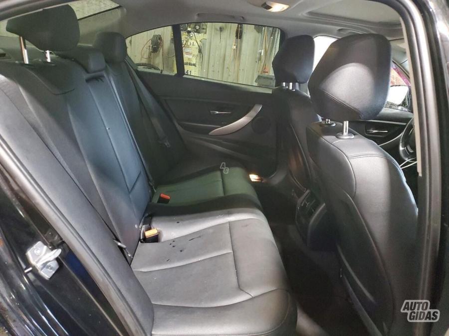 Melns BMW 320 2014 Kretinga, ar dzinēja tilpumu 2.00 L un nobraukumu 240 tūkst. km par 9500 €, foto 9 vietnē AUTOMOTO.COM.LV