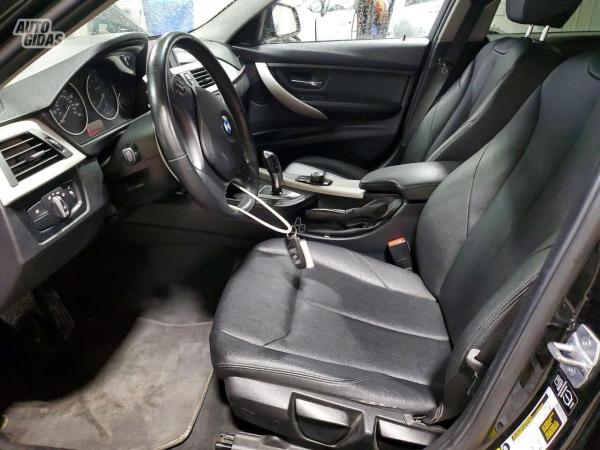 Melns BMW 320 2014 Kretinga, ar dzinēja tilpumu 2.00 L un nobraukumu 240 tūkst. km par 9500 €, foto 7 vietnē AUTOMOTO.COM.LV