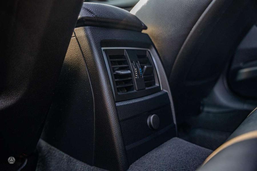 Melns BMW 320 2014 Klaipėda, ar dzinēja tilpumu 2.00 L un nobraukumu 152 tūkst. km par 16300 €, foto 24 vietnē AUTOMOTO.COM.LV