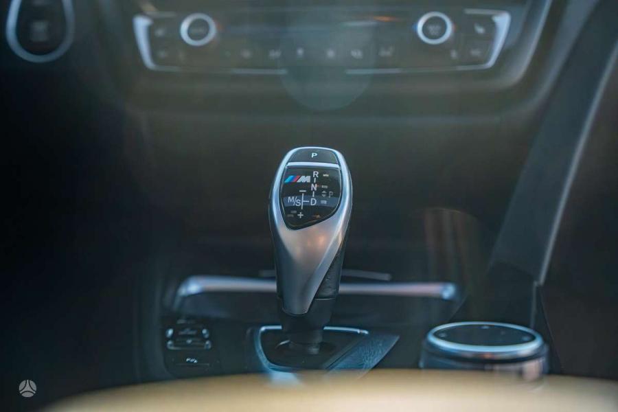 Melns BMW 320 2014 Klaipėda, ar dzinēja tilpumu 2.00 L un nobraukumu 152 tūkst. km par 16300 €, foto 29 vietnē AUTOMOTO.COM.LV