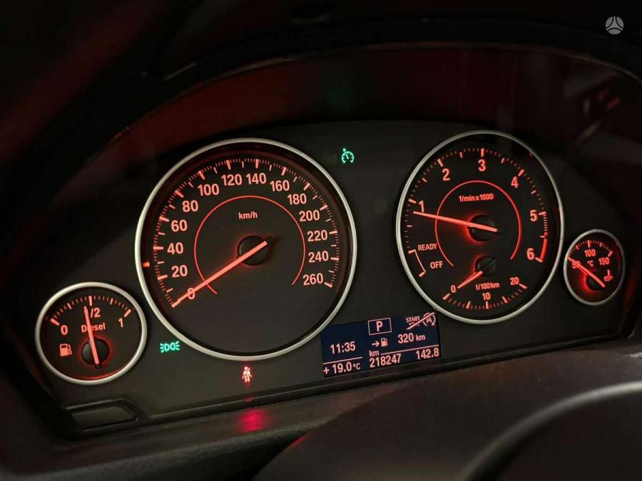Black BMW 320 2014 in Marijampole, with an engine capacity of 2.00 L and mileage of 218 thousand km for 12500 €, photo 9 on AUTOMOTO.COM.LV