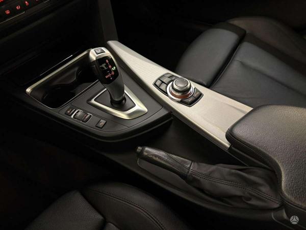 Black BMW 320 2014 in Marijampole, with an engine capacity of 2.00 L and mileage of 218 thousand km for 12500 €, photo 9 on AUTOMOTO.COM.LV
