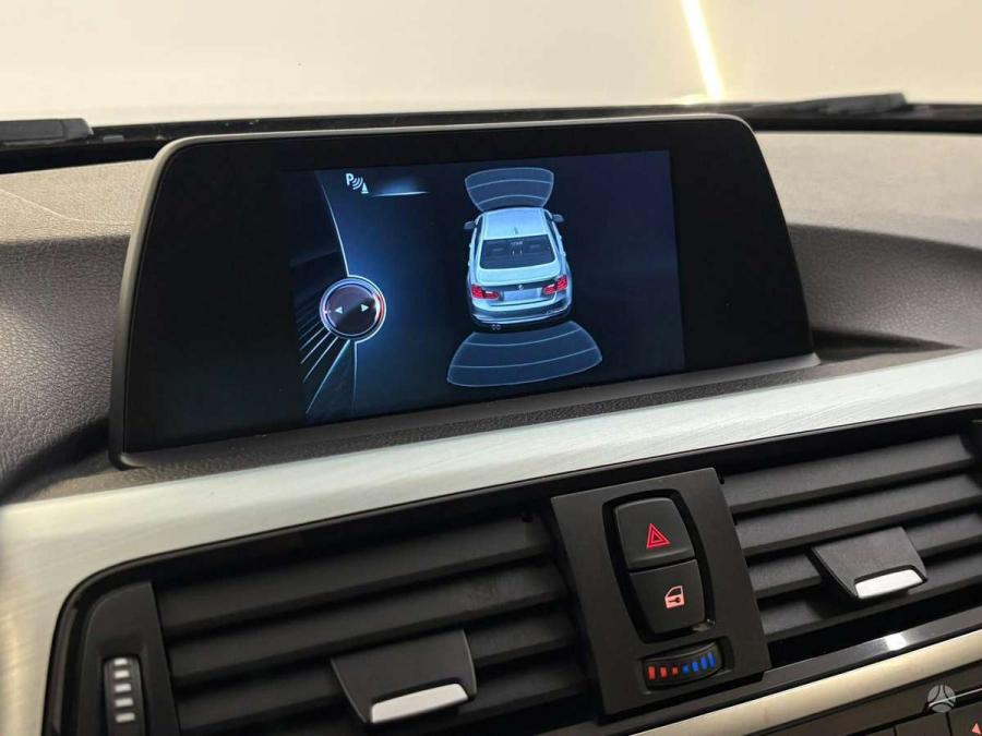 Melns BMW 320 2014 Marijampole, ar dzinēja tilpumu 2.00 L un nobraukumu 140 tūkst. km par 12350 €, foto 4 vietnē AUTOMOTO.COM.LV