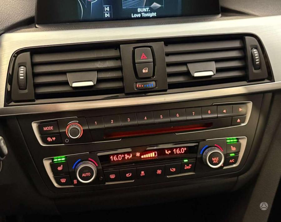 Melns BMW 320 2014 Marijampole, ar dzinēja tilpumu 2.00 L un nobraukumu 140 tūkst. km par 12350 €, foto 11 vietnē AUTOMOTO.COM.LV