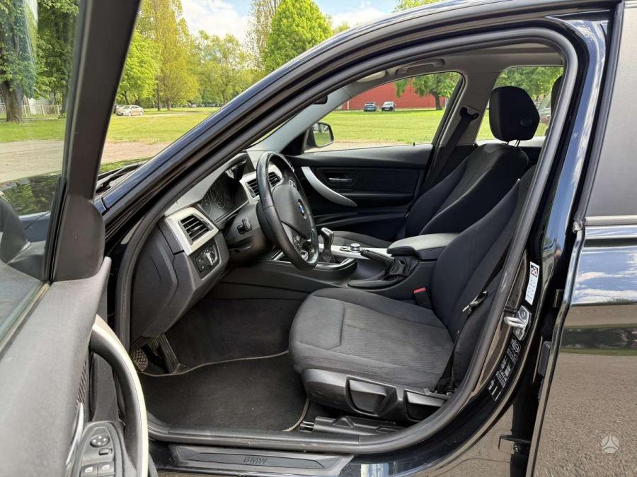Melns BMW 320 2014 Klaipėda, ar dzinēja tilpumu 2.00 L un nobraukumu 217 tūkst. km par 4499 €, foto 18 vietnē AUTOMOTO.COM.LV