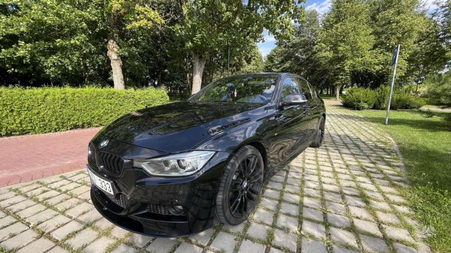 Black BMW 320 2014 in Birzai, with an engine capacity of 2.00 L and mileage of 295 thousand km for 10650 €, photo 1 on AUTOMOTO.COM.LV