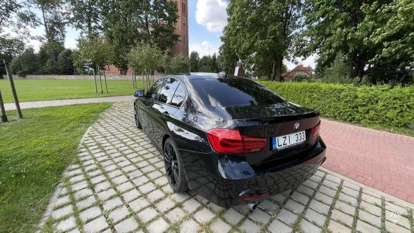 BMW 320 2014 in Birzai on AUTOMOTO.COM.LV Black BMW 320 2014 in Birzai, with an engine capacity of 2.00 L and mileage of 295 thousand km for 10650 €, photo 8 on AUTOMOTO.COM.LV