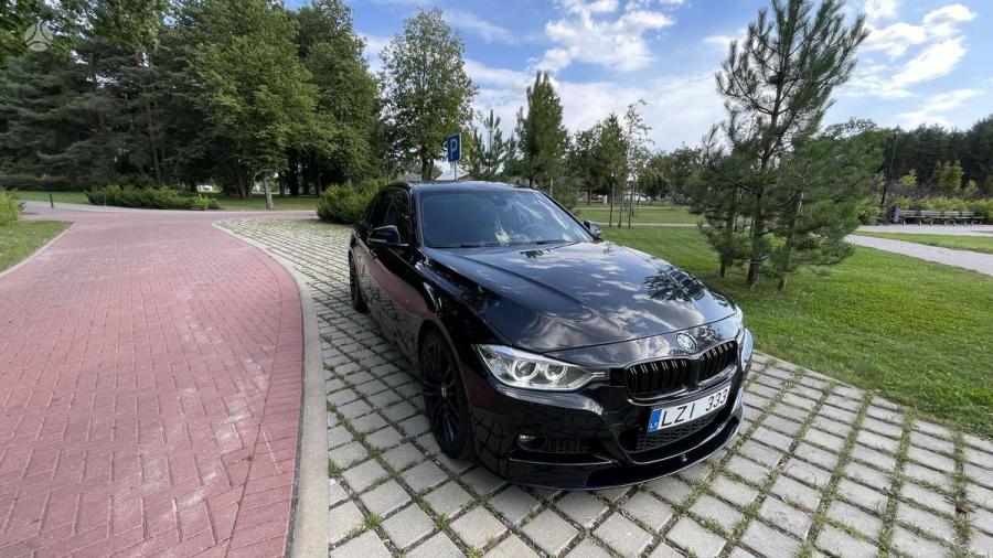 Black BMW 320 2014 in Birzai, with an engine capacity of 2.00 L and mileage of 295 thousand km for 10650 €, photo 11 on AUTOMOTO.COM.LV