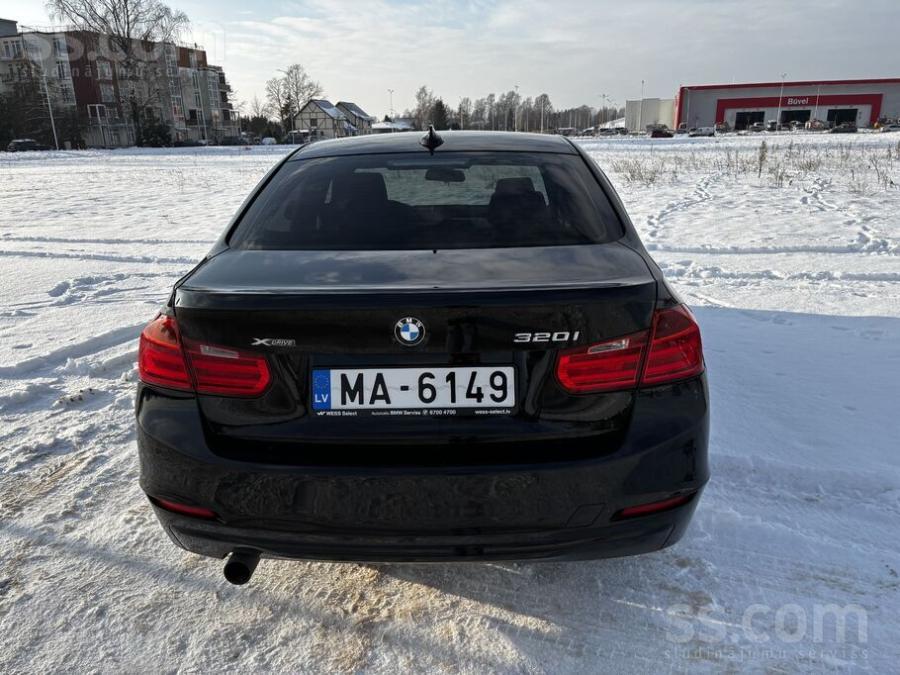 Black BMW 320 2015 in Riga, with an engine capacity of 2.00 L and mileage of 167 thousand km for 9700 €, photo 4 on AUTOMOTO.COM.LV