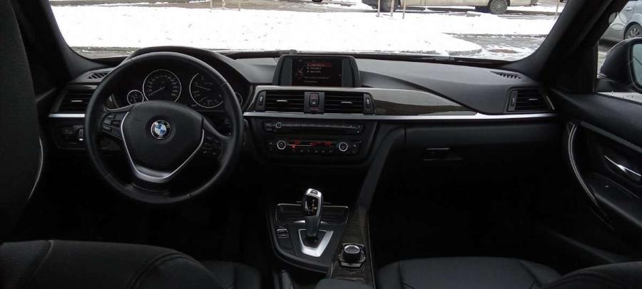 Black BMW 320 2015 in Vilnius, with an engine capacity of 0.00 L and mileage of 243 thousand km for 8800 €, photo 9 on AUTOMOTO.COM.LV