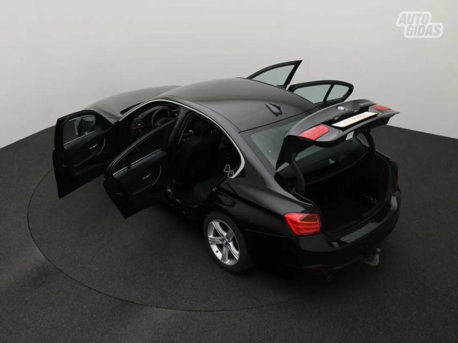Melns BMW 320 2015 Viļņa, ar dzinēja tilpumu 2.00 L un nobraukumu 227 tūkst. km par 12499 €, foto 14 vietnē AUTOMOTO.COM.LV