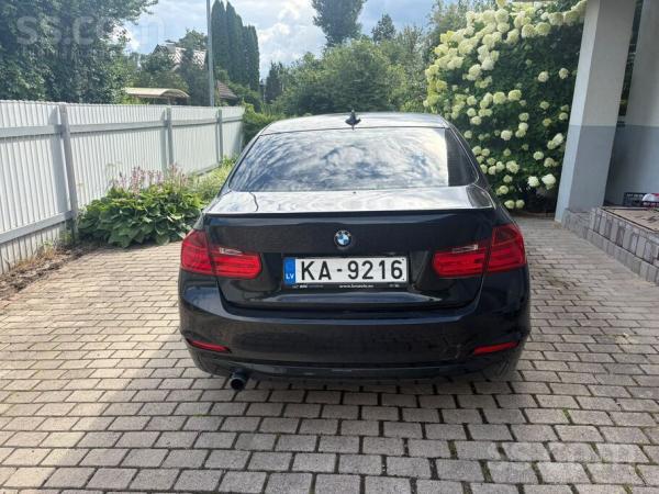 Melns BMW 320 2015 Rīga, ar dzinēja tilpumu 1.90 L un nobraukumu 154 tūkst. km par 10500 €, foto 4 vietnē AUTOMOTO.COM.LV