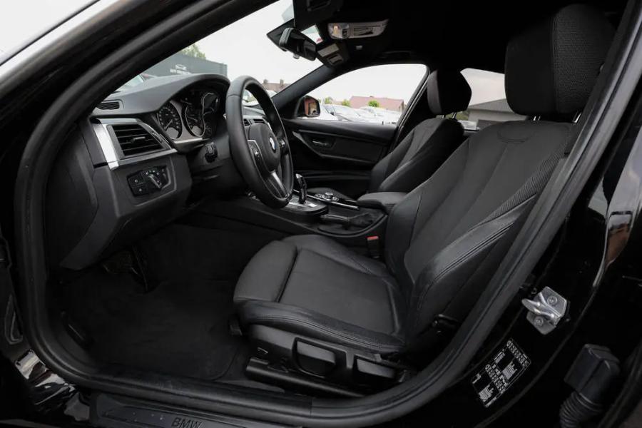 Black BMW 320 2015 in Jelgava, with an engine capacity of 2.00 L and mileage of 263 thousand km for 11750 €, photo 8 on AUTOMOTO.COM.LV
