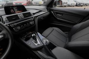 Black BMW 320 2015 in Jelgava, with an engine capacity of 2.00 L and mileage of 263 thousand km for 11750 €, photo 20 on AUTOMOTO.COM.LV