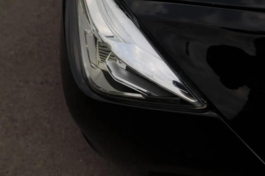 Black BMW 320 2015 in Jelgava, with an engine capacity of 2.00 L and mileage of 263 thousand km for 11750 €, photo 25 on AUTOMOTO.COM.LV