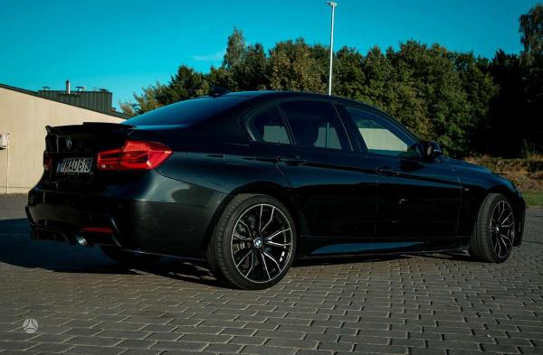 Black BMW 320 2015 in Kaunas, with an engine capacity of 2.00 L and mileage of 157 thousand km for 14900 €, photo 3 on AUTOMOTO.COM.LV