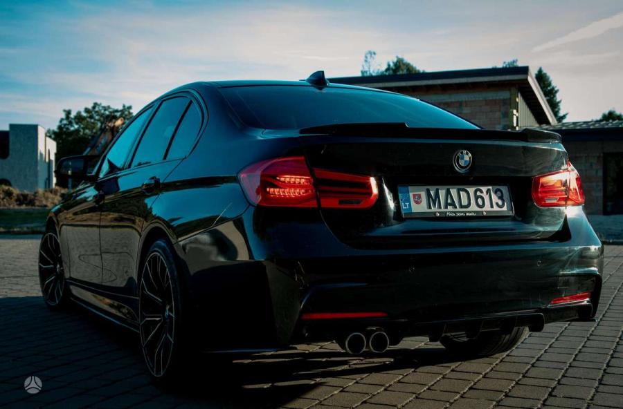 Melns BMW 320 2015 Kauņa, ar dzinēja tilpumu 2.00 L un nobraukumu 157 tūkst. km par 14900 €, foto 11 vietnē AUTOMOTO.COM.LV