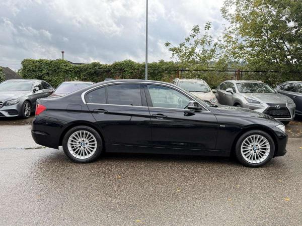 Black BMW 320 2015 in Vilnius, with an engine capacity of 2.00 L and mileage of 215 thousand km for 10990 €, photo 7 on AUTOMOTO.COM.LV