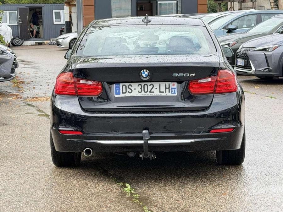 Melns BMW 320 2015 Viļņa, ar dzinēja tilpumu 2.00 L un nobraukumu 215 tūkst. km par 10990 €, foto 9 vietnē AUTOMOTO.COM.LV