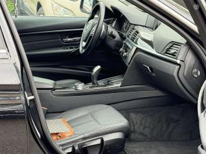 Melns BMW 320 2015 Viļņa, ar dzinēja tilpumu 2.00 L un nobraukumu 215 tūkst. km par 10990 €, foto 12 vietnē AUTOMOTO.COM.LV