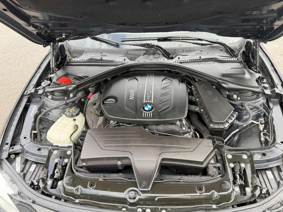 Melns BMW 320 2015 Viļņa, ar dzinēja tilpumu 2.00 L un nobraukumu 215 tūkst. km par 10990 €, foto 23 vietnē AUTOMOTO.COM.LV