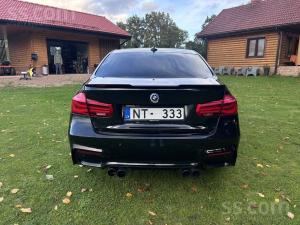 Black BMW 320 2015 in Riga, with an engine capacity of 2.00 L and mileage of 200 thousand km for 17500 €, photo 4 on AUTOMOTO.COM.LV
