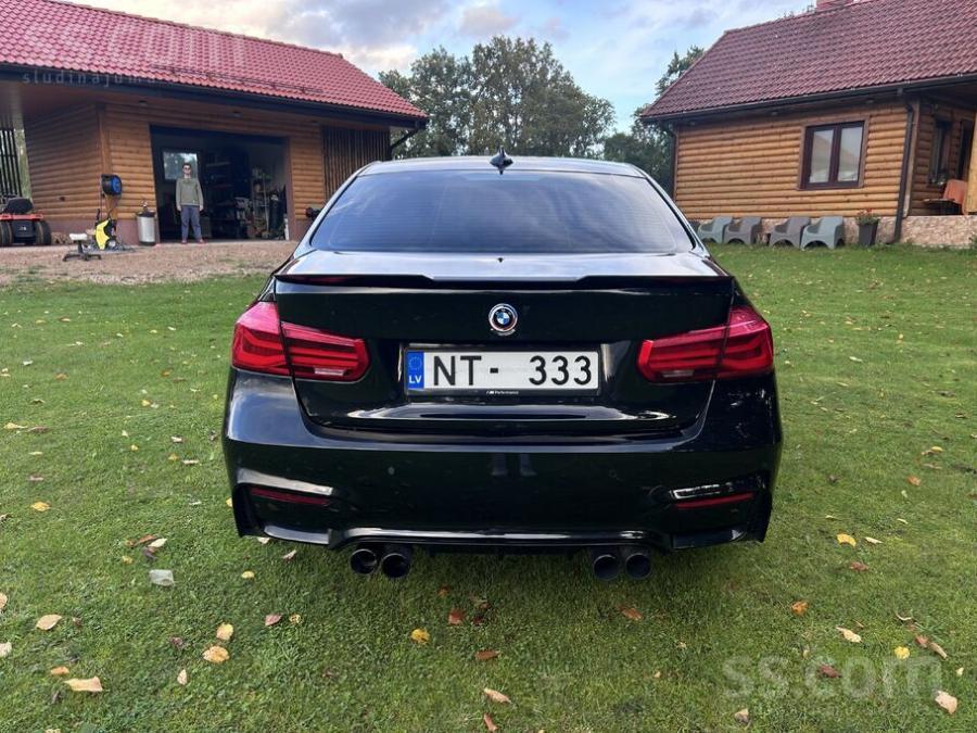 Black BMW 320 2015 in Riga, with an engine capacity of 2.00 L and mileage of 200 thousand km for 17500 €, photo 4 on AUTOMOTO.COM.LV