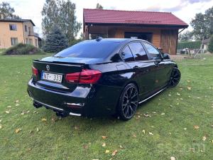 Black BMW 320 2015 in Riga, with an engine capacity of 2.00 L and mileage of 200 thousand km for 17500 €, photo 5 on AUTOMOTO.COM.LV