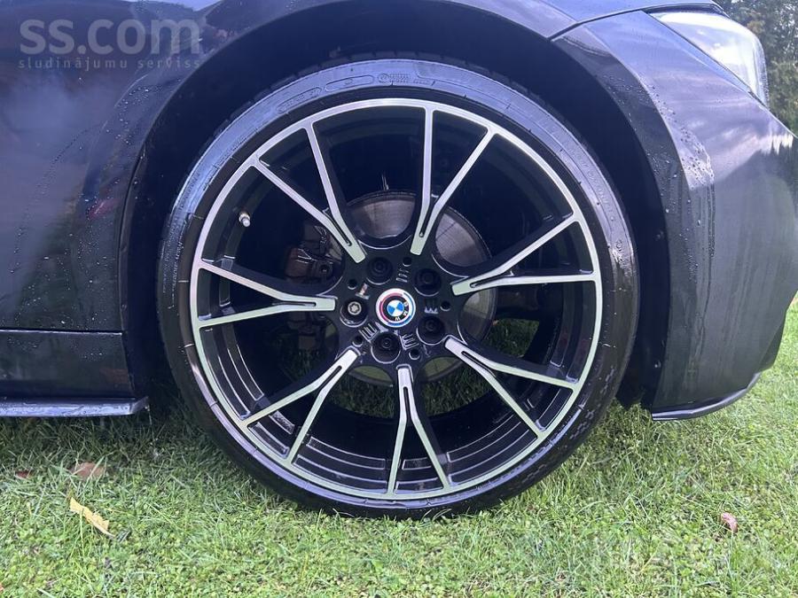 Black BMW 320 2015 in Riga, with an engine capacity of 2.00 L and mileage of 200 thousand km for 17500 €, photo 14 on AUTOMOTO.COM.LV