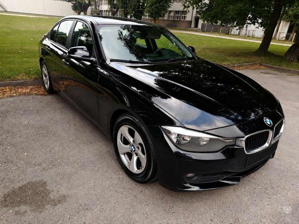 BMW 320 2015 in Klaipeda on AUTOMOTO.COM.LV Black BMW 320 2015 in Klaipeda, with an engine capacity of 2.00 L and mileage of 205 thousand km for 8500 €, photo 1 on AUTOMOTO.COM.LV