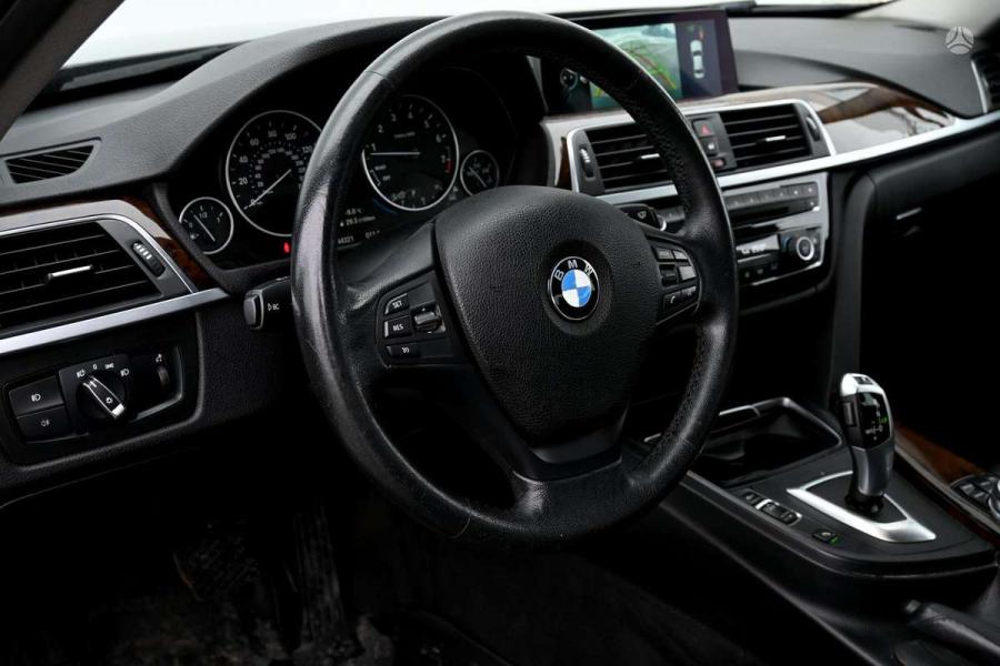 Black BMW 320 2016 in Kretinga, with an engine capacity of 2.00 L and mileage of 144 thousand km for 12499 €, photo 17 on AUTOMOTO.COM.LV