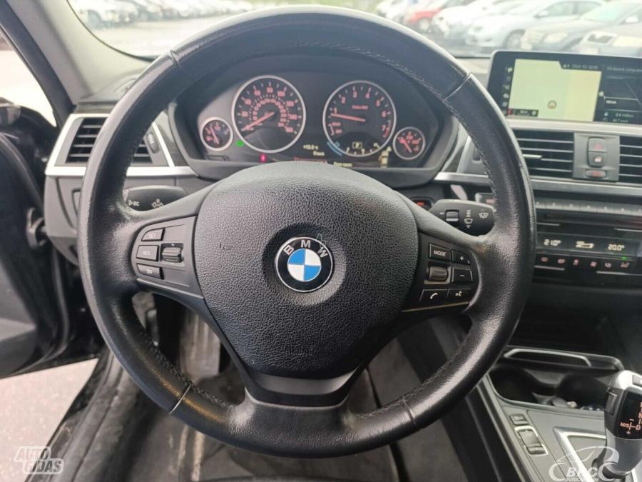 Black BMW 320 2016 in Avizieniai, with an engine capacity of 2.00 L and mileage of 215 thousand km for 11300 €, photo 16 on AUTOMOTO.COM.LV