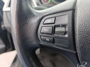 Black BMW 320 2016 in Avizieniai, with an engine capacity of 2.00 L and mileage of 215 thousand km for 11300 €, photo 17 on AUTOMOTO.COM.LV