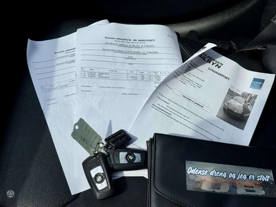 Черный БМВ 320 2016 в Вилкавишкис, объемом двигателя 2.00 л и пробегом 288 тыс. км за 10700 €, фото 24 на AUTOMOTO.COM.LV