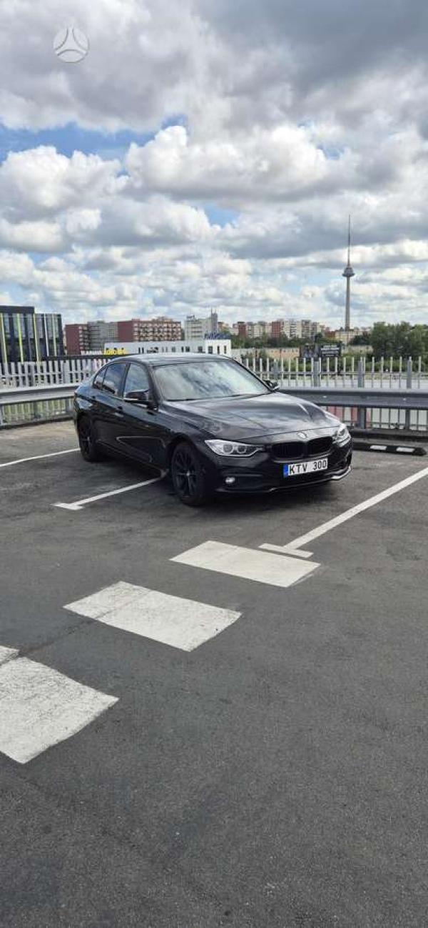 Черный БМВ 320 2016 в Вильнюс, объемом двигателя 2.00 л и пробегом 162 тыс. км за 14000 €, фото 2 на AUTOMOTO.COM.LV