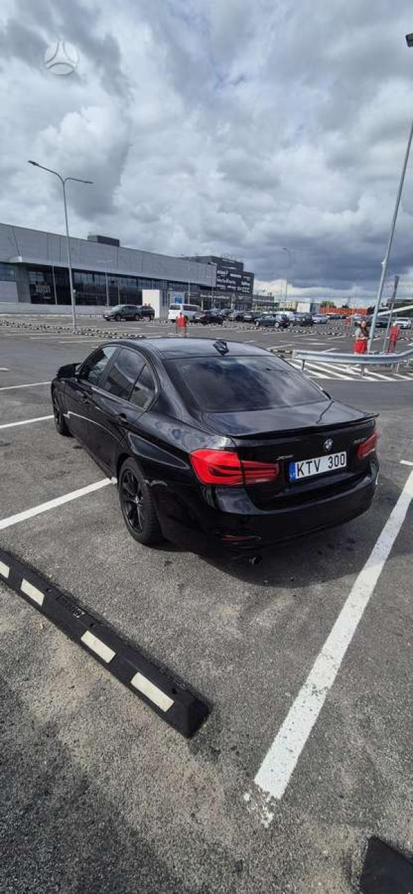 Черный БМВ 320 2016 в Вильнюс, объемом двигателя 2.00 л и пробегом 162 тыс. км за 14000 €, фото 5 на AUTOMOTO.COM.LV