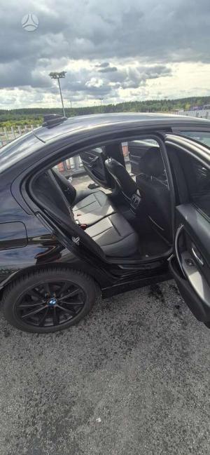 Black BMW 320 2016 in Vilnius, with an engine capacity of 2.00 L and mileage of 162 thousand km for 14000 €, photo 19 on AUTOMOTO.COM.LV