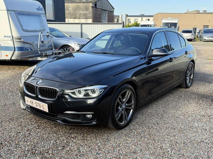 Black BMW 320 2016 in Kaunas, with an engine capacity of 2.00 L and mileage of 274 thousand km for 10700 €, photo 3 on AUTOMOTO.COM.LV