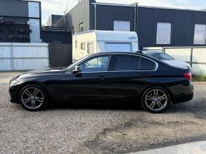 Black BMW 320 2016 in Kaunas, with an engine capacity of 2.00 L and mileage of 274 thousand km for 10700 €, photo 6 on AUTOMOTO.COM.LV
