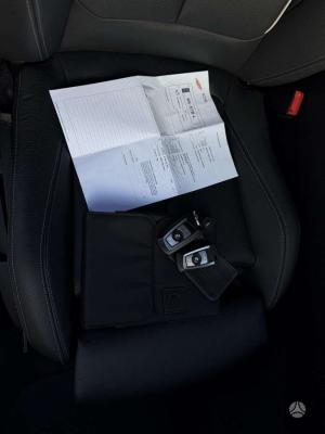 Black BMW 320 2016 in Kaunas, with an engine capacity of 2.00 L and mileage of 274 thousand km for 10700 €, photo 17 on AUTOMOTO.COM.LV
