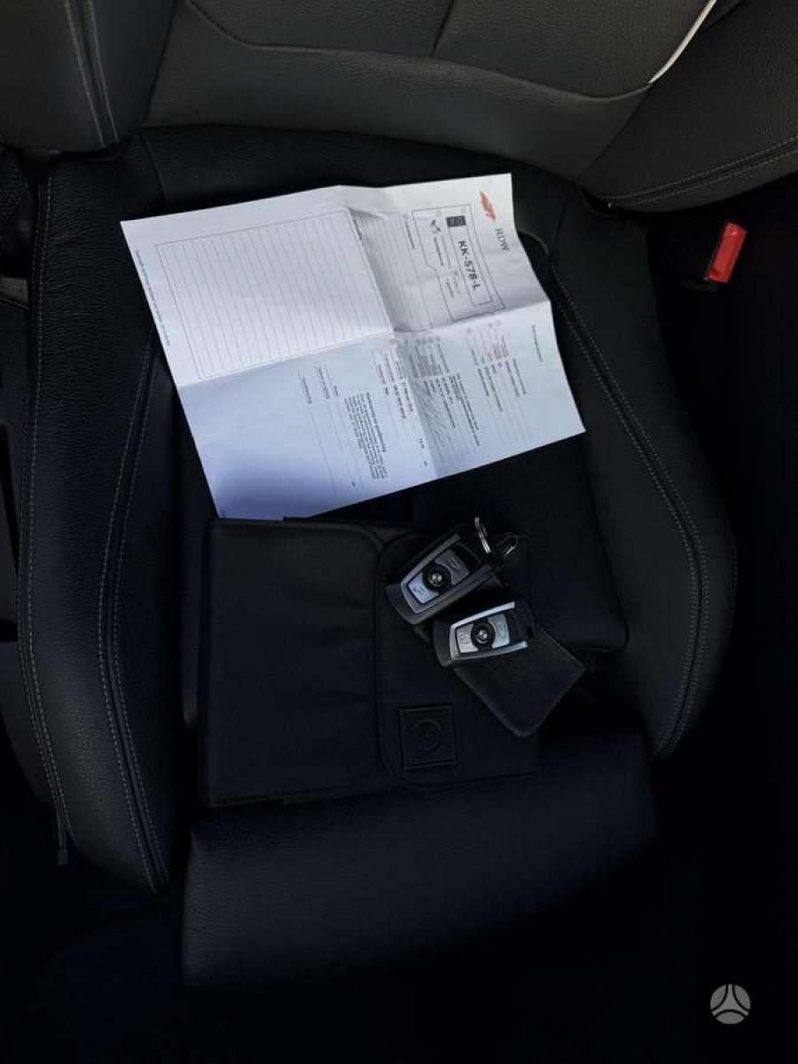 Black BMW 320 2016 in Kaunas, with an engine capacity of 2.00 L and mileage of 274 thousand km for 10700 €, photo 17 on AUTOMOTO.COM.LV