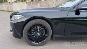 Melns BMW 320 2016 Rīga, ar dzinēja tilpumu 2.00 L un nobraukumu 250 tūkst. km par 10900 €, foto 4 vietnē AUTOMOTO.COM.LV